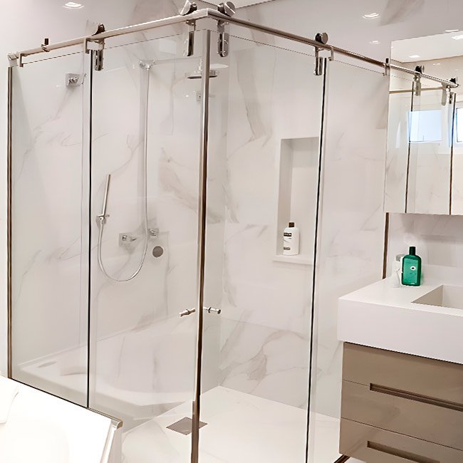 Box de Banheiro Luxe Trilho Redondo · Vidraçaria SHOW GLASS