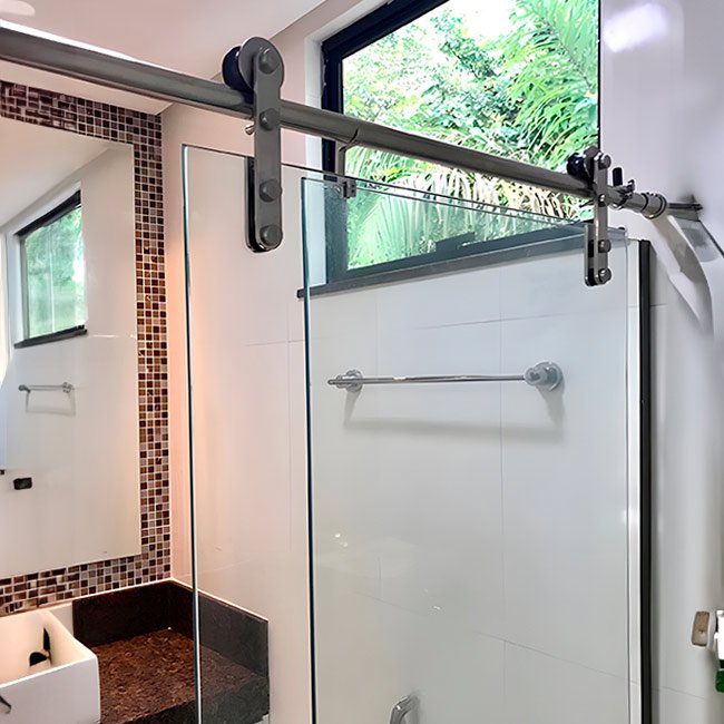 Box de Banheiro Luxe Trilho Redondo · Vidraçaria SHOW GLASS